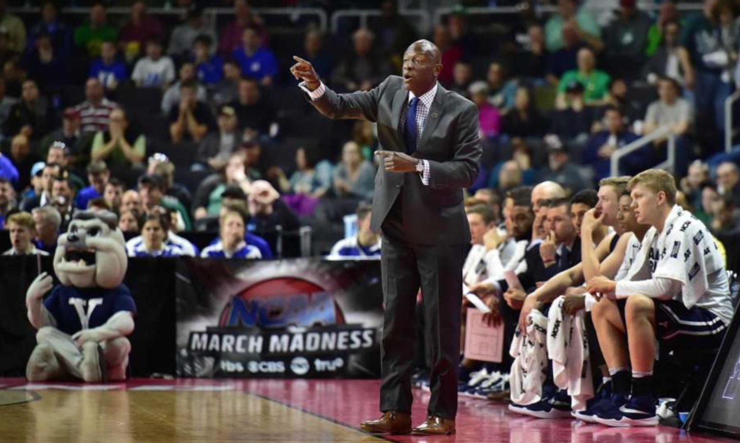 Yale University Men's Basketball Coach, James Jones, Gives Advice to ...