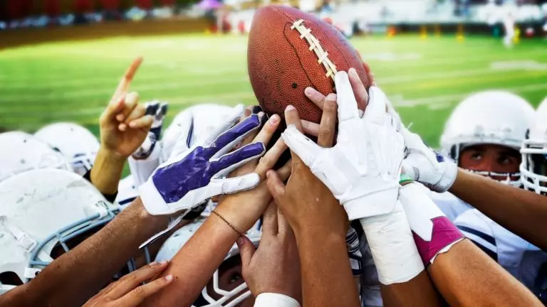 6 Tips to Get Recruited for College Football | 2aDays News