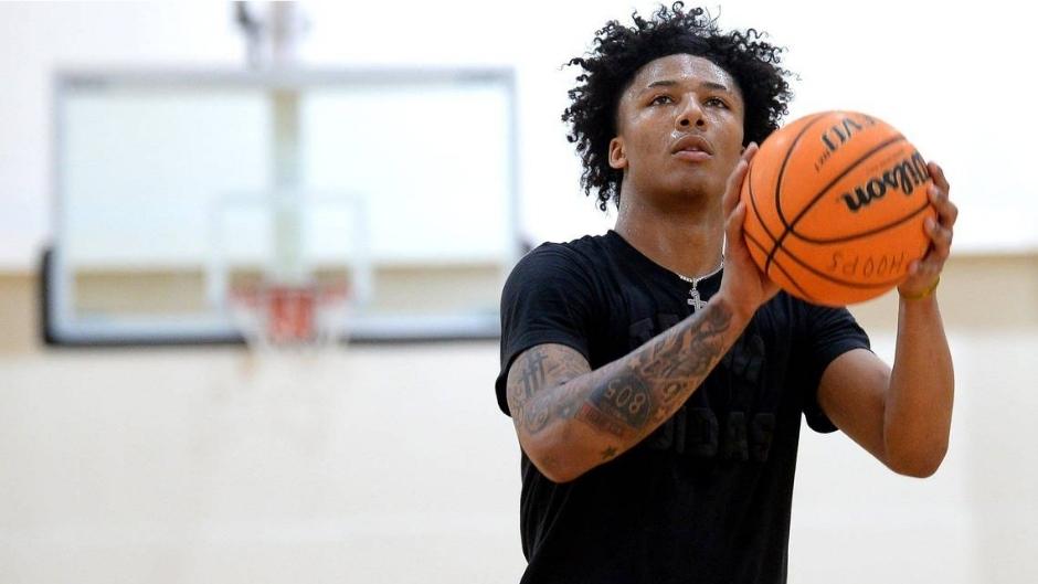 Mikey Williams Paving the Way for High School Athletes in the NIL Era ...