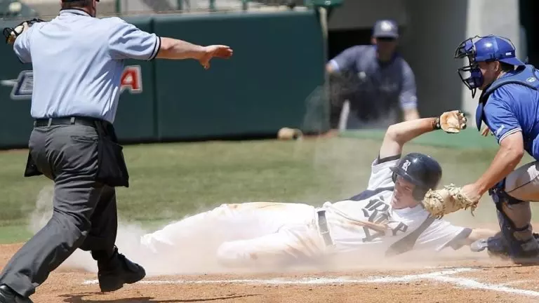 3 Characteristics College Baseball Coaches Look For | 2aDays News