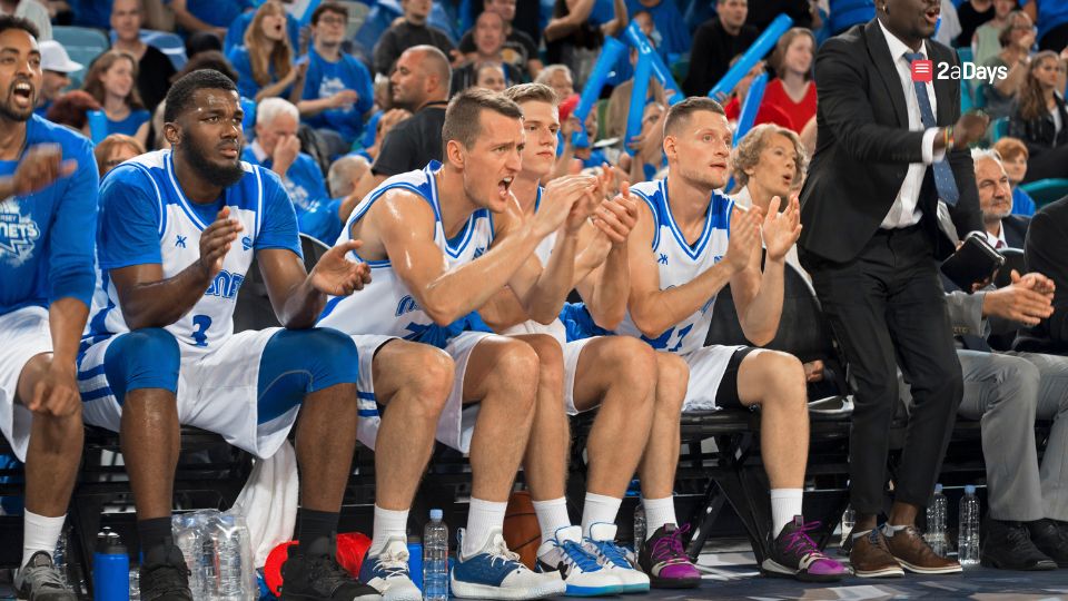 Monday Motivation: Cheer on Your Teammates | 2aDays News