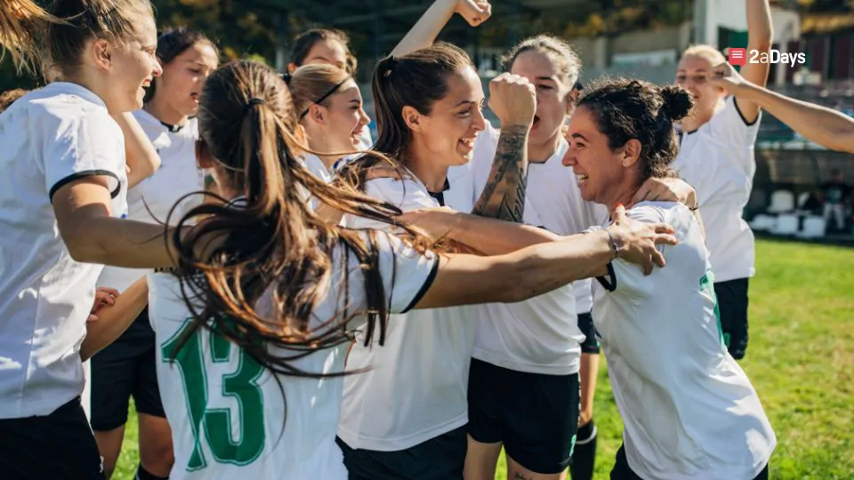 Monday Motivation: Keep Smiling | 2aDays News