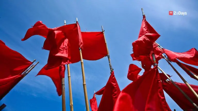 Don't Be a Recruiting Red Flag! 3 Behaviors for Recruits to Avoid ...