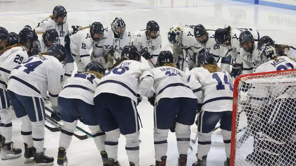 Good Adv-ice: 10 Women’s Yale Ice Hockey Players Offer Advice to ...