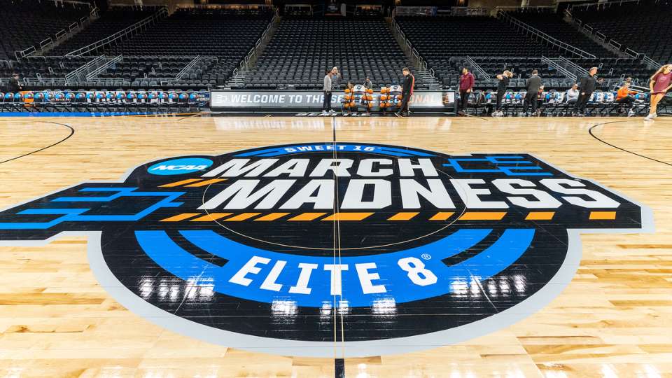 It's Not Easy Being Elite: Women's March Madness Sweet 16 Recap and ...