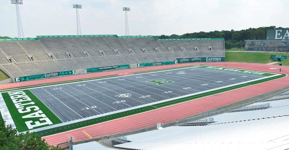 8 NCAA Colleges With Crazy Turf Fields | News | 2aDays News