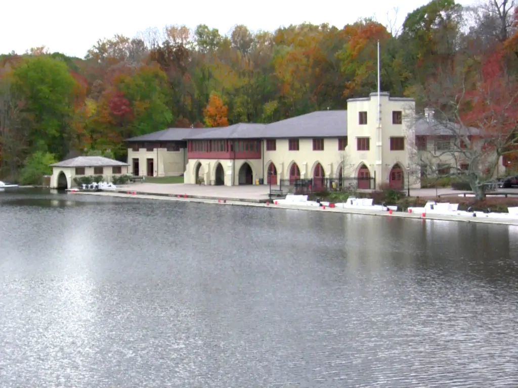 7 Best College Rowing Boathouses | Rowing / Crew | 2aDays News