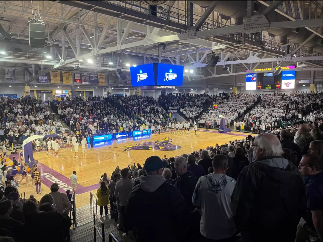 Best D2 Basketball Arenas Based on Atmosphere | Basketball | 2aDays News