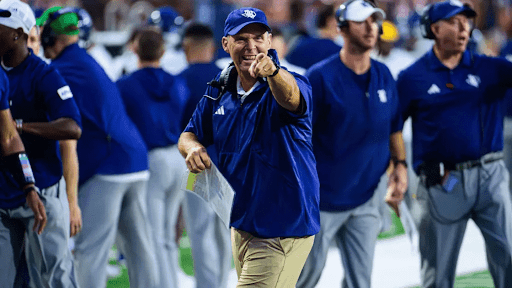 Scott Abell Leads Rice Football as a 5-Star Coach ⭐ | Football | 2aDays ...